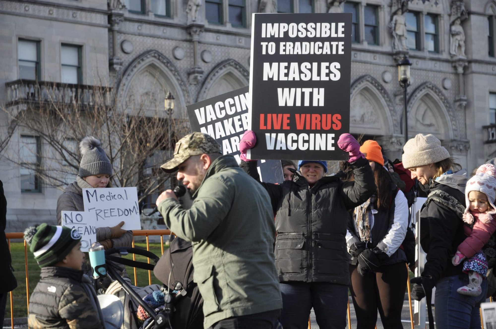 Session opening day rally | CT Mirror