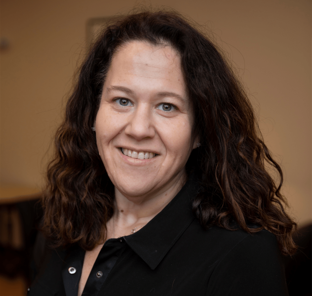 LaurenSchleicher_cropped | CT Mirror