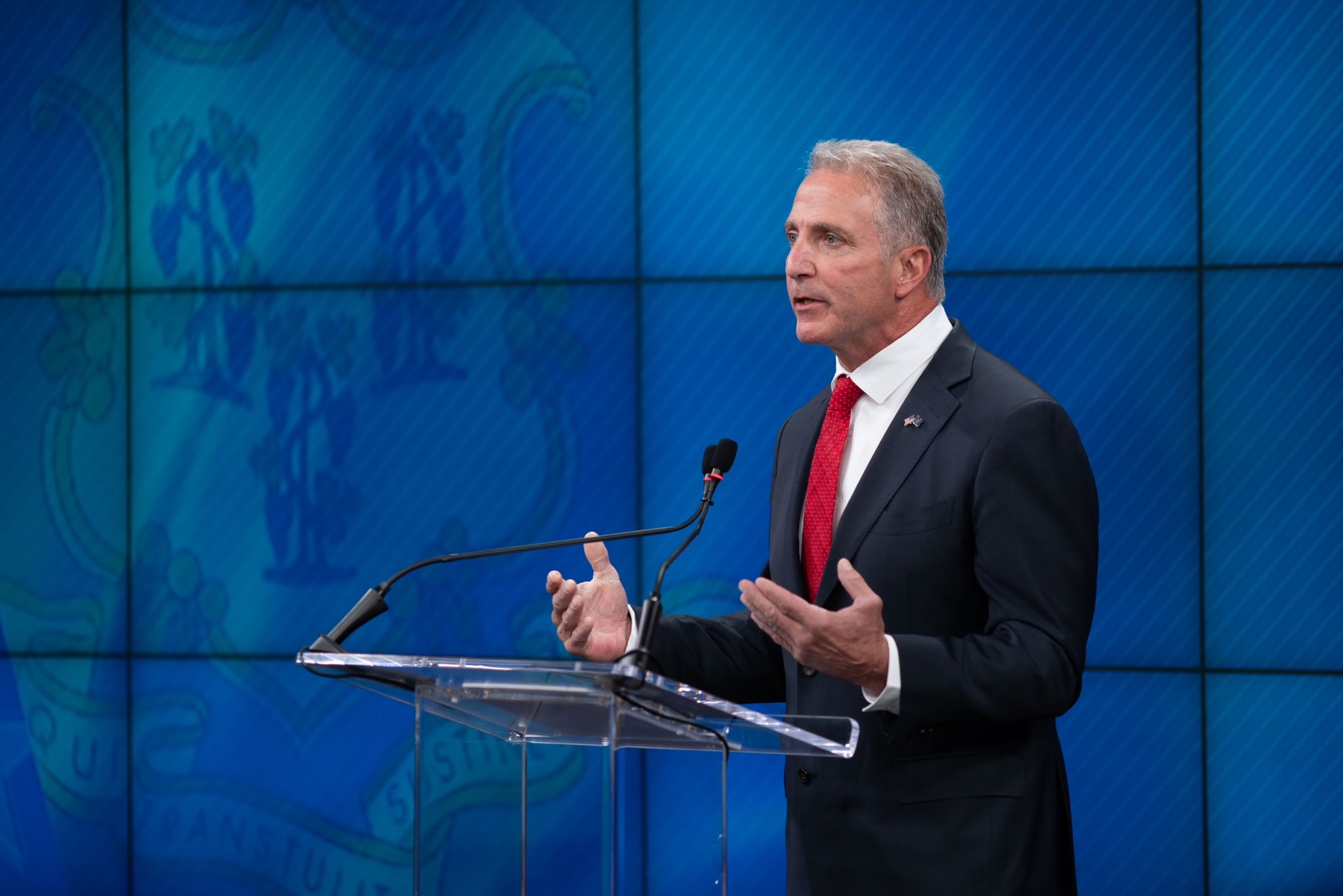 Trump the third actor at the Murphy-Corey debate