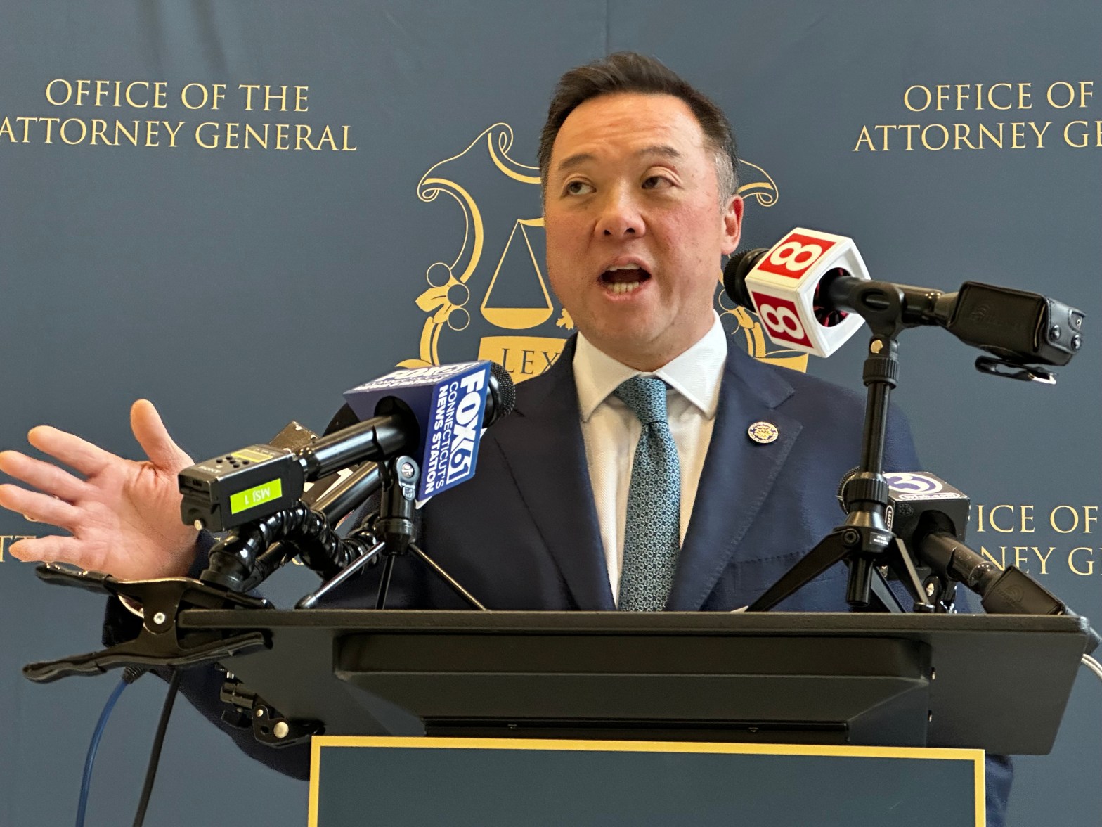 Tong, other AGs sue Trump over library, museum agency closures
