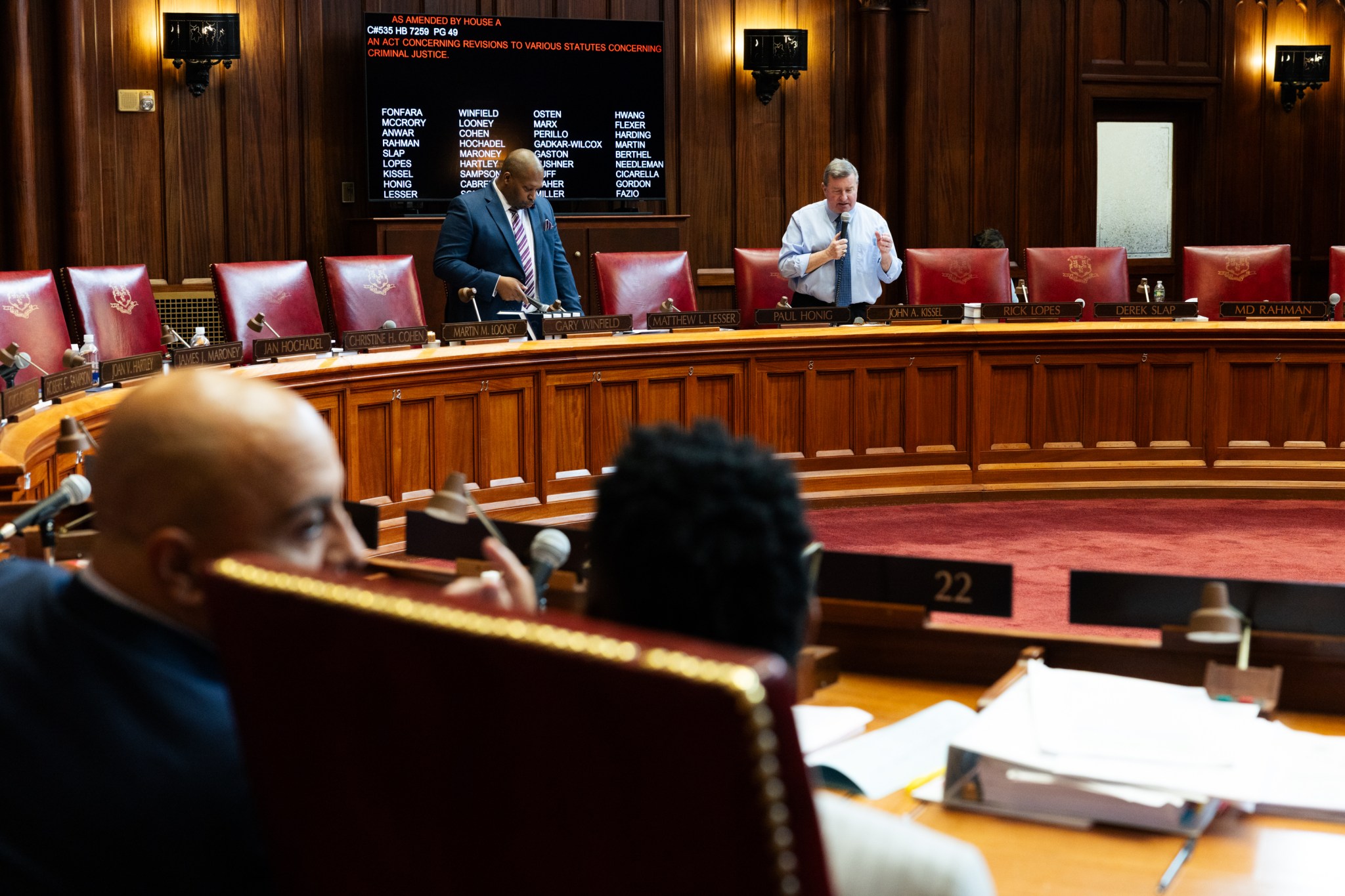 CT lawmakers pass expanded Trust Act