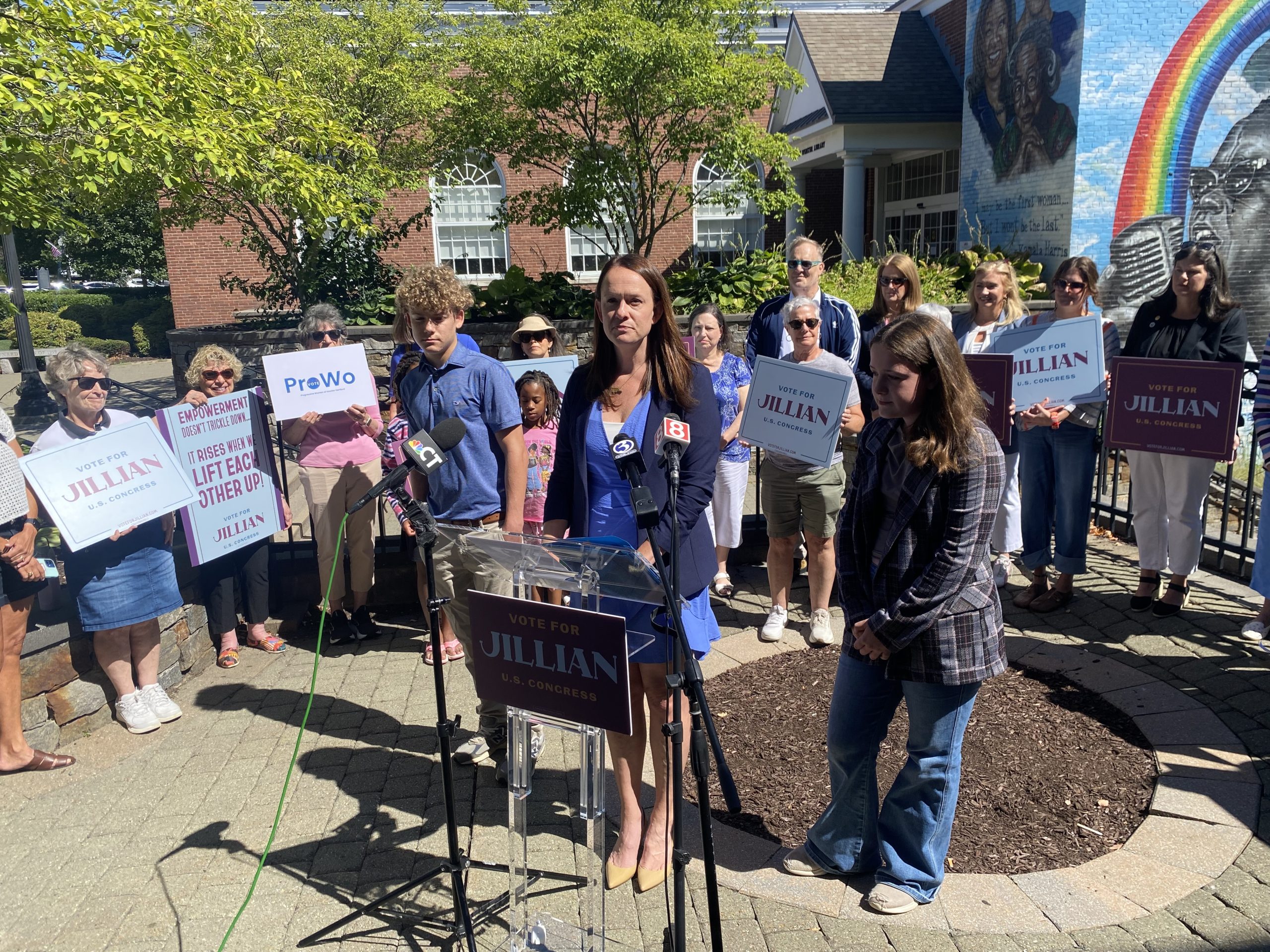 Jillian Gilchrest joins field seeking to topple Rep. John Larson