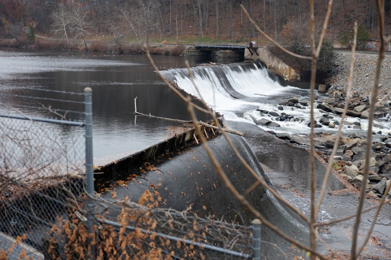 Potential Kinneytown Dam removal takes next step with $1 sale