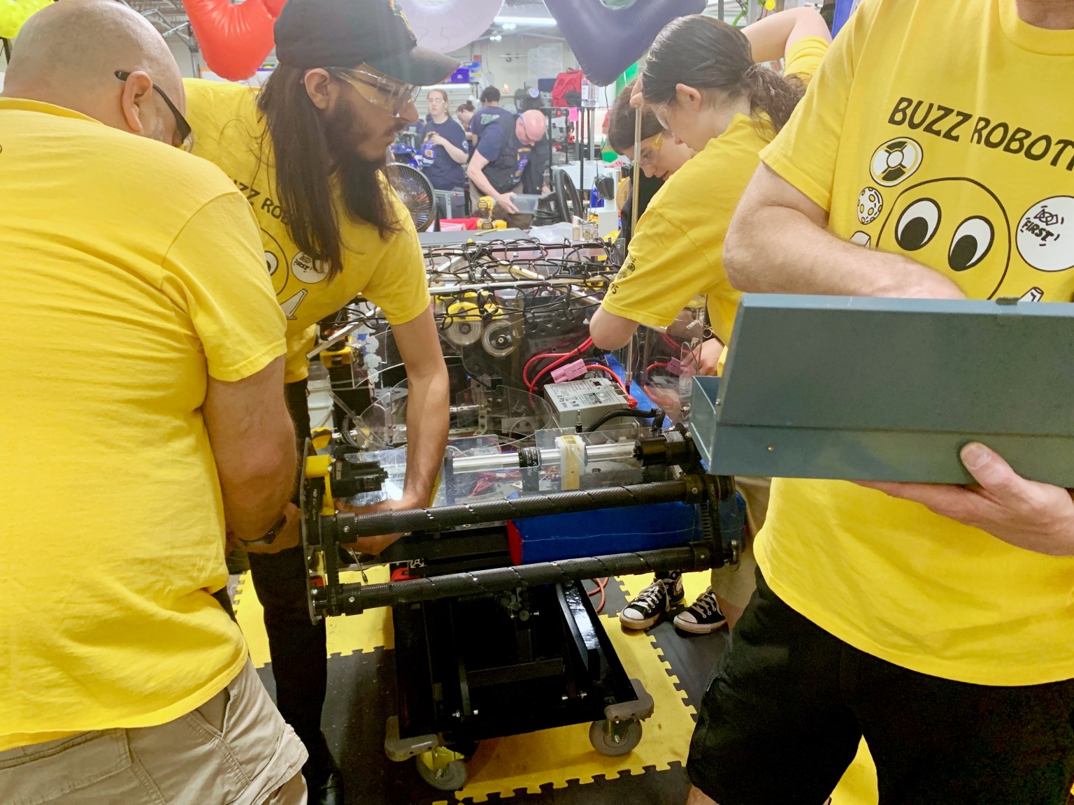 CTYOUTHROBOTICS_FIRSTDistrictChampionship_BuzzMaintenance | CT Mirror